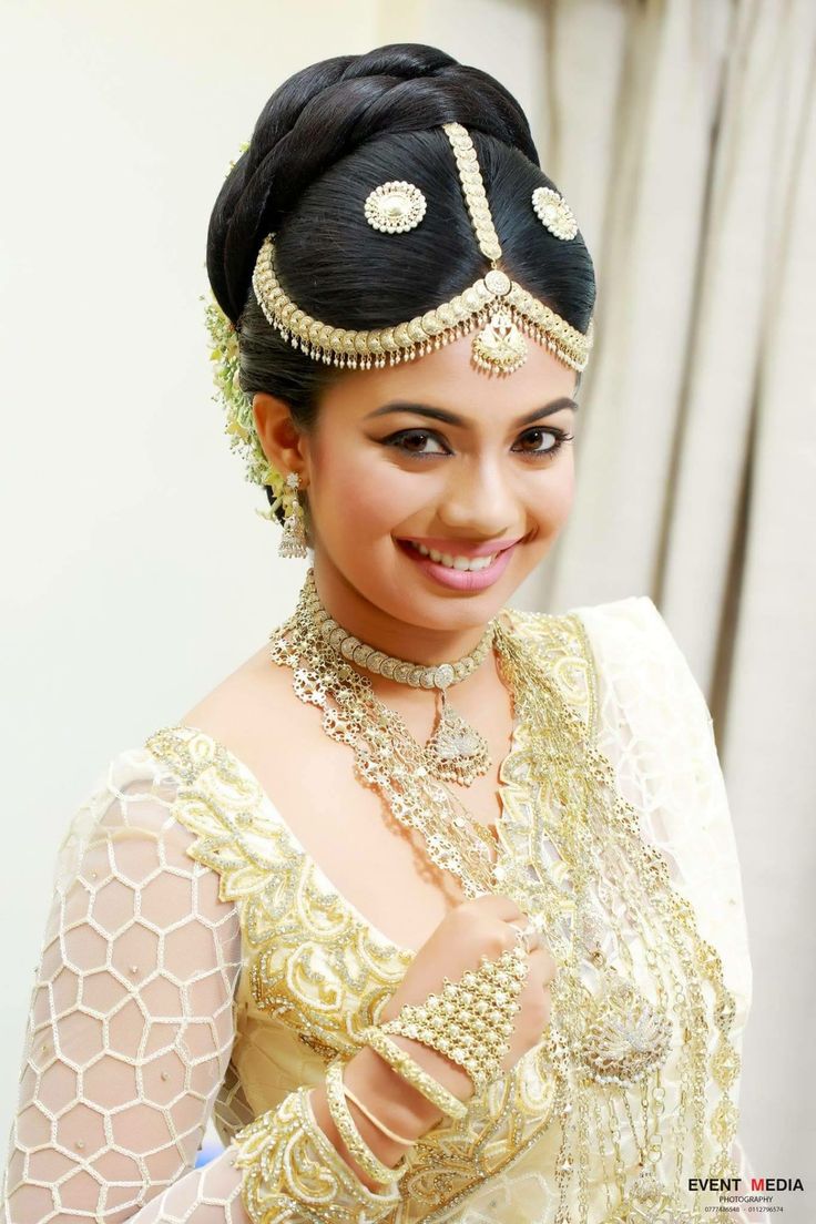 Pin By Imesha Grero On Brides Indian Bride Bridal Bun Bride
