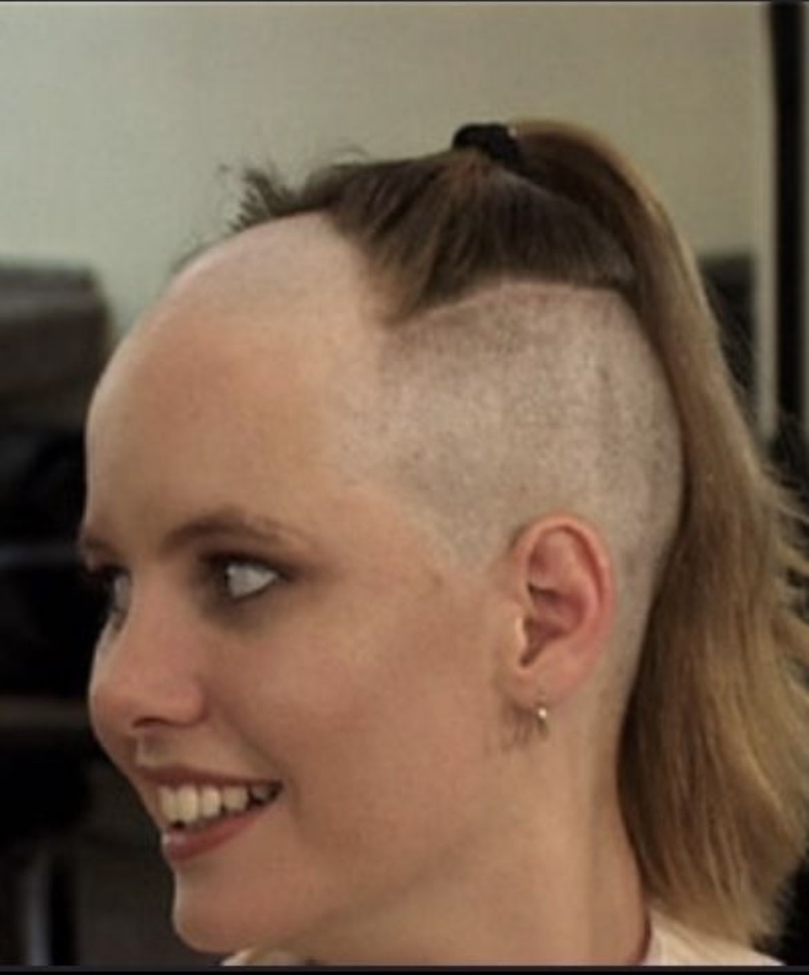 Pin De David Connelly En Women Wshaved Foreheads Jabones