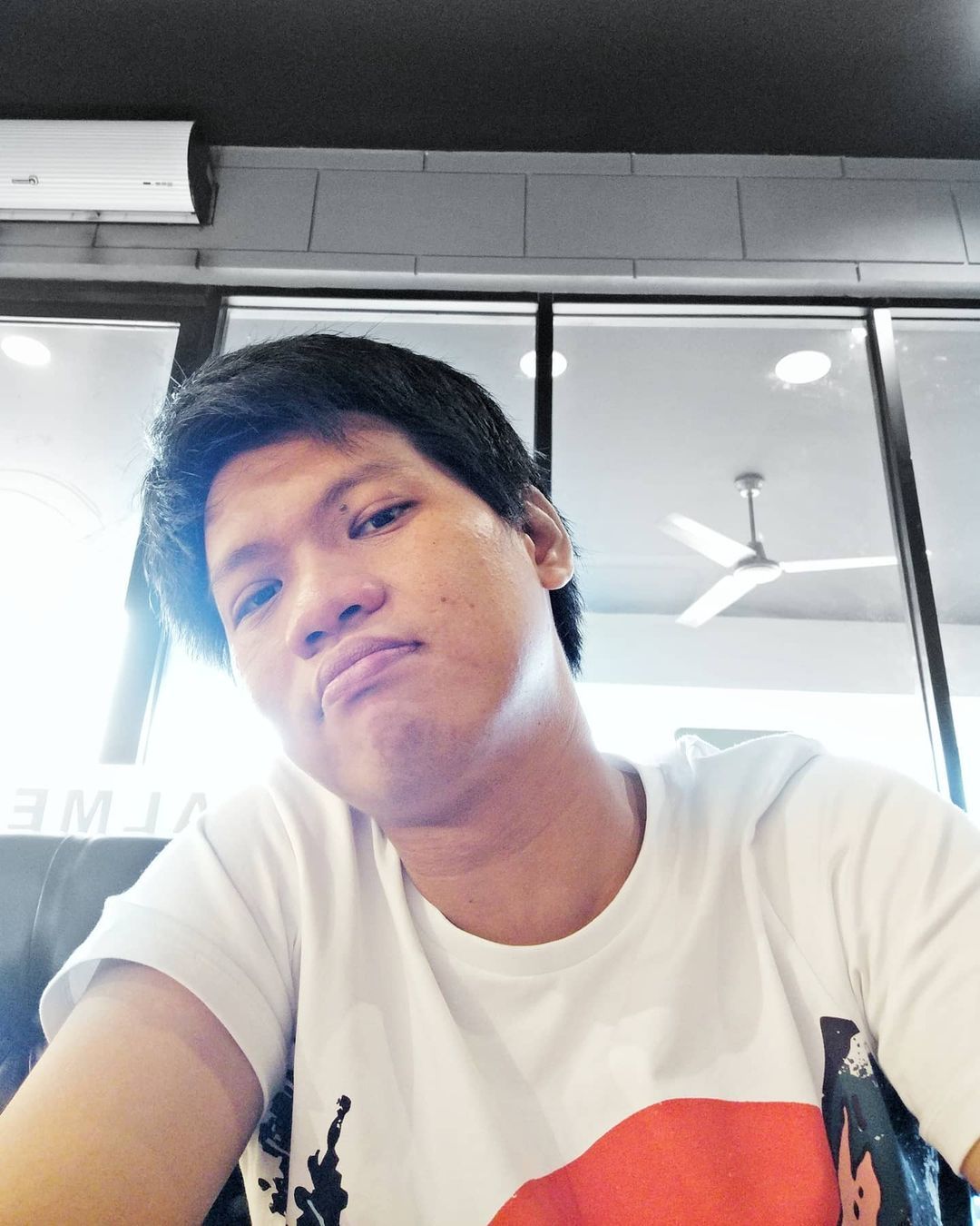 Acigamespot Memposting Di Profil Instagramnya Maaf Burik Doraemon Wallpapers Fire Image