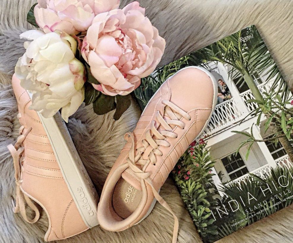 Stylish Pink Tennis Shoes For Women