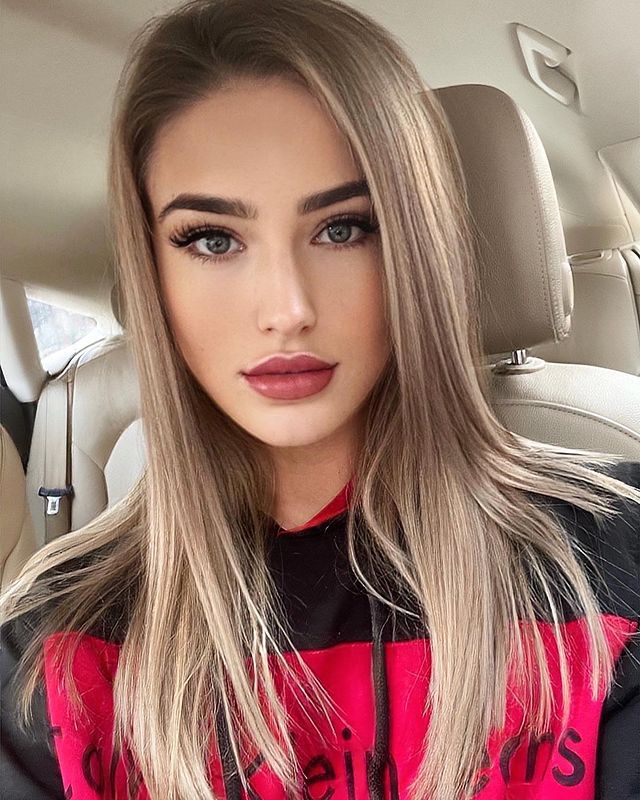 Wiktoria Doliลska Sur Instagram ๐ Girl Polishgirl Redlips Blonde Blondehair