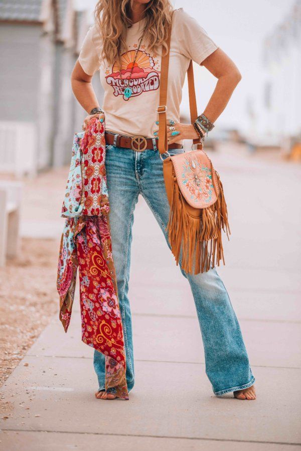 How To Create A Perfect 70s Vintage Summer Look In Just 6 Easy Steps