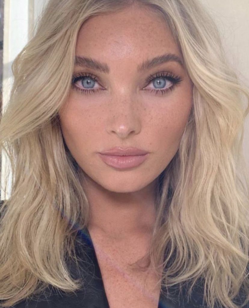 Pin By Lily Seliger On Cute In 2024 Light Blonde Hair Blonde Bombshell Elsa Hosk Style
