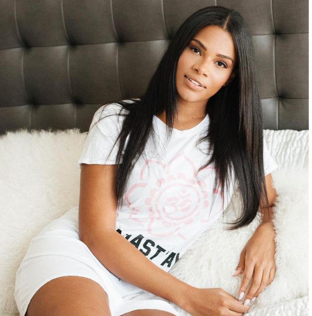 Brought To You By Former Miss Teen Usa Kamie Crawford Kamie Crawford Miss Teen Usa Nyc