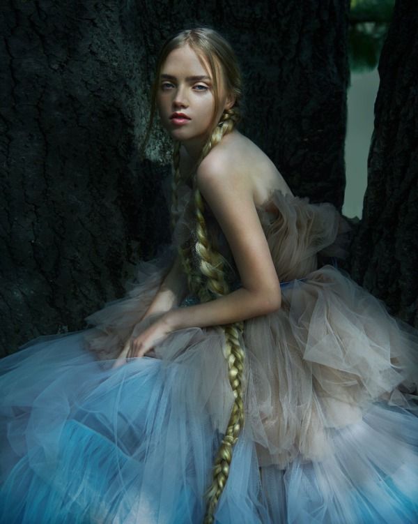 Andreea Natalia Bucur Italy Issue 861 Showcase Oct 2021 Magazine Production Paradise