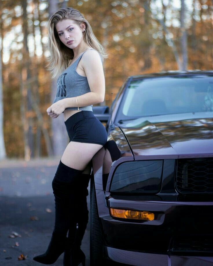 Pin On Mulheres And Carros
