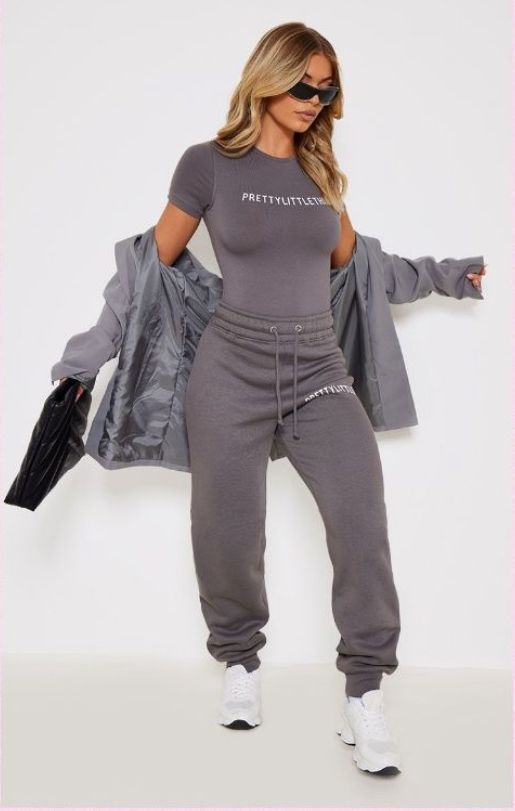 Pin On Casual Outfits In 2024 Short Sleeve Bodysuit Body Suit Outfits Bodysuit Tops