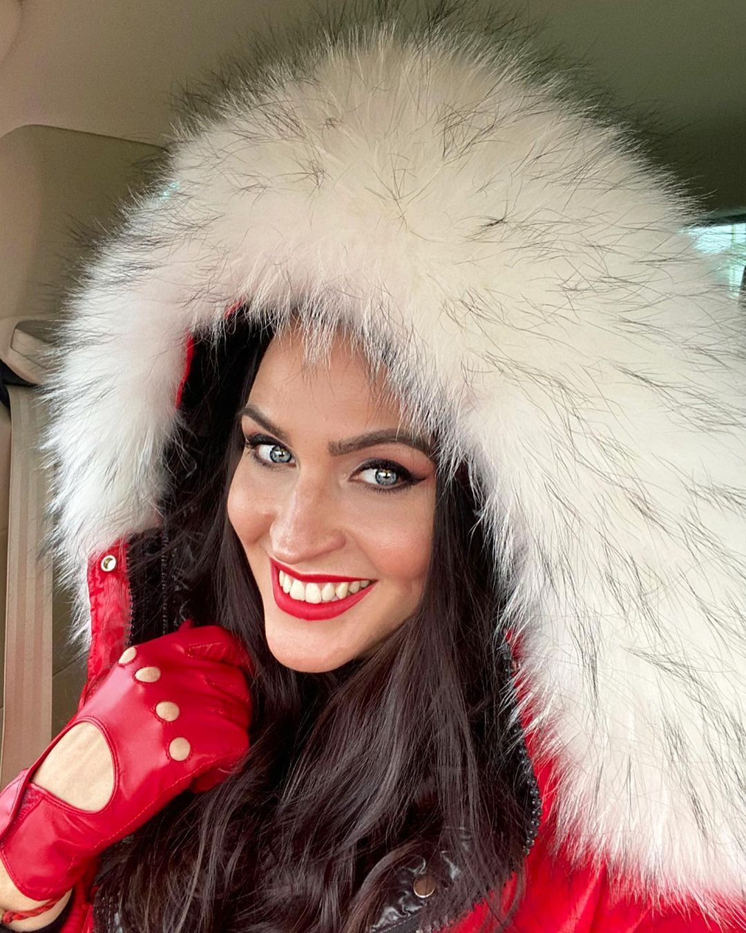 Pin By William Fosdick On Furs Winter Hats Fur Fur Slides