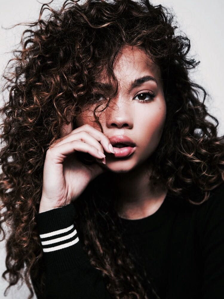 Face Claims ⇢ Etc F • Ashley Moore Medium Length Curly Hair American Hairstyles Medium