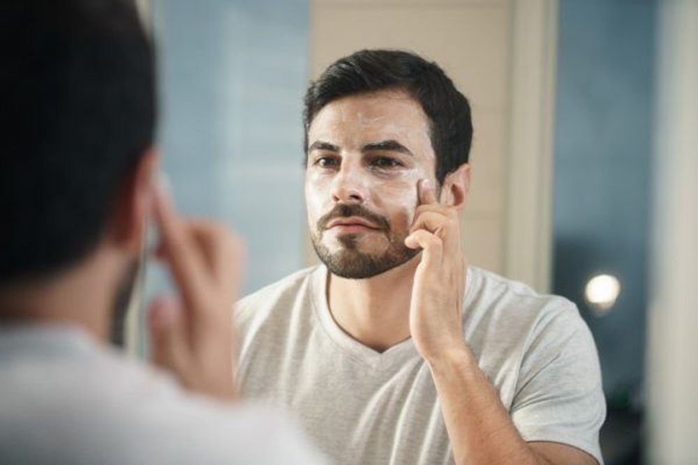 Mens Skincare Tips For The Winter Elmens Mens Skin Care Aging