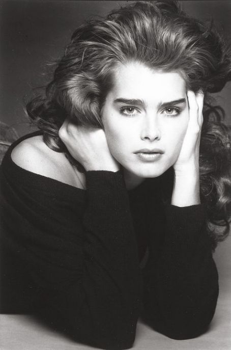 Thank Goodness She Made The Big Brows Fashion Brooke Shields By Patrick Demarchelier 1985