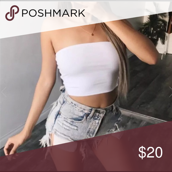 🎉just In White Tube Top🎉