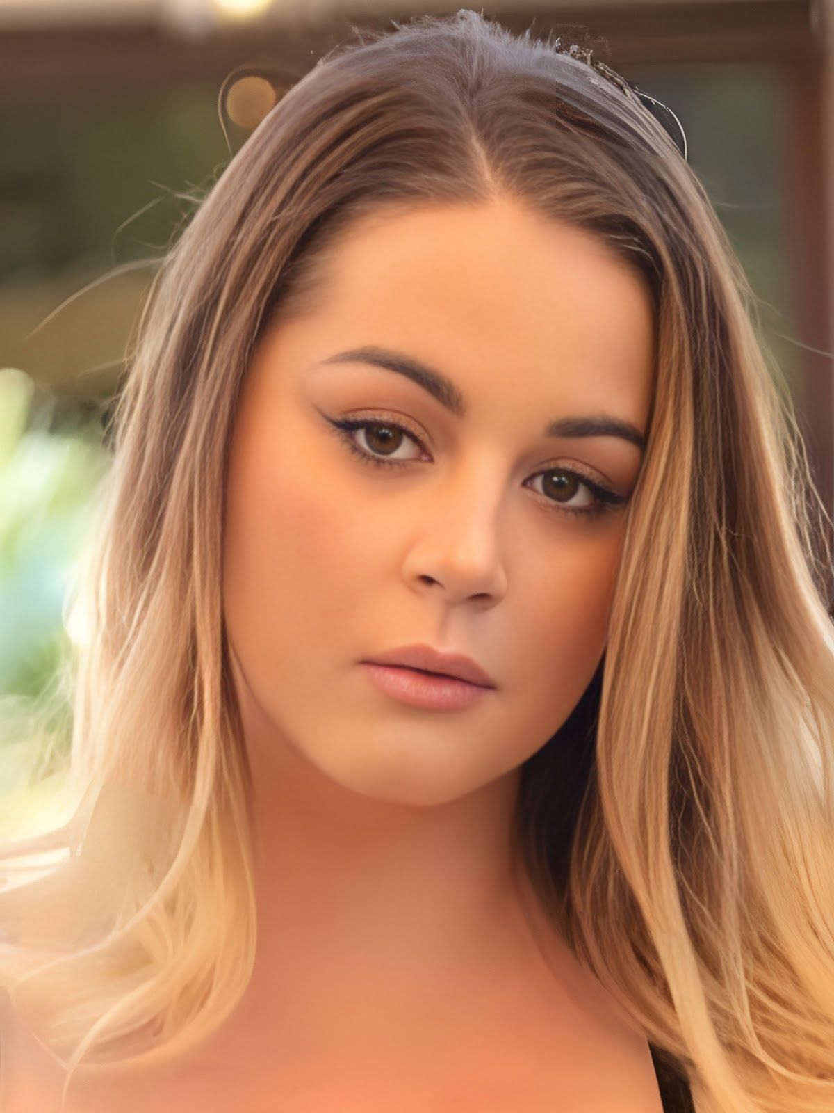 Holly Garner Model Wiki Age Height Bio Weight Photos