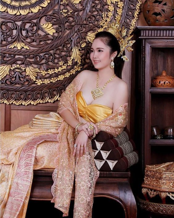 Southeast Asian Beauties