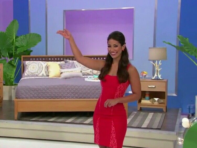 Manuela Arbelaez The Price Is Right 10 6 2015 Fashion Sleeveless