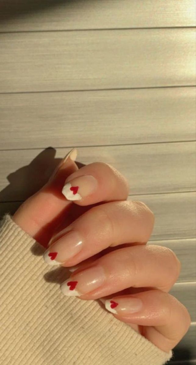 30 Romantic Diy Valentines Day Nail Art Designs To Set Pulses Racing