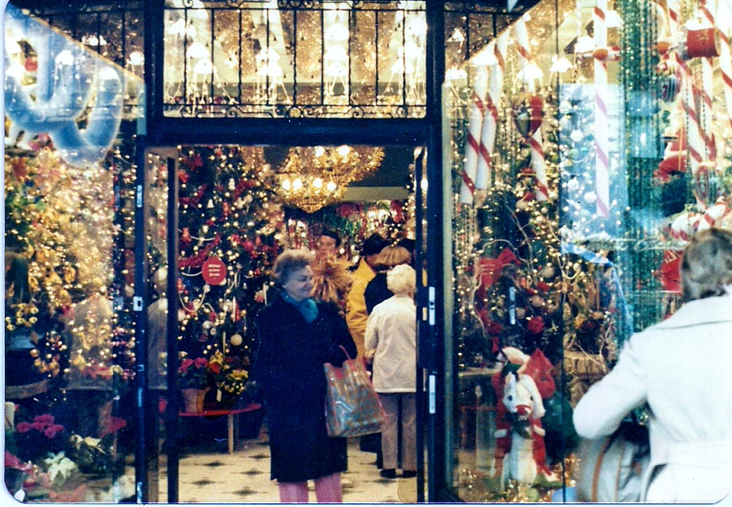 Podesta Baldocchi, San Francsico -- Christmas display | Beautiful ... Podesta Baldocchi, San Francsico -- Christmas display | Beautiful ...