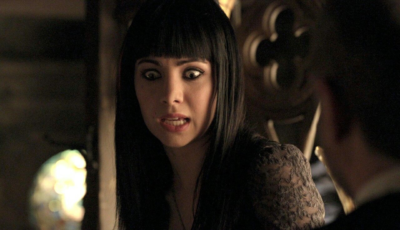 Ksenia Solo As Kenzi Lost Girl S1e10 The Mourning After Screencap