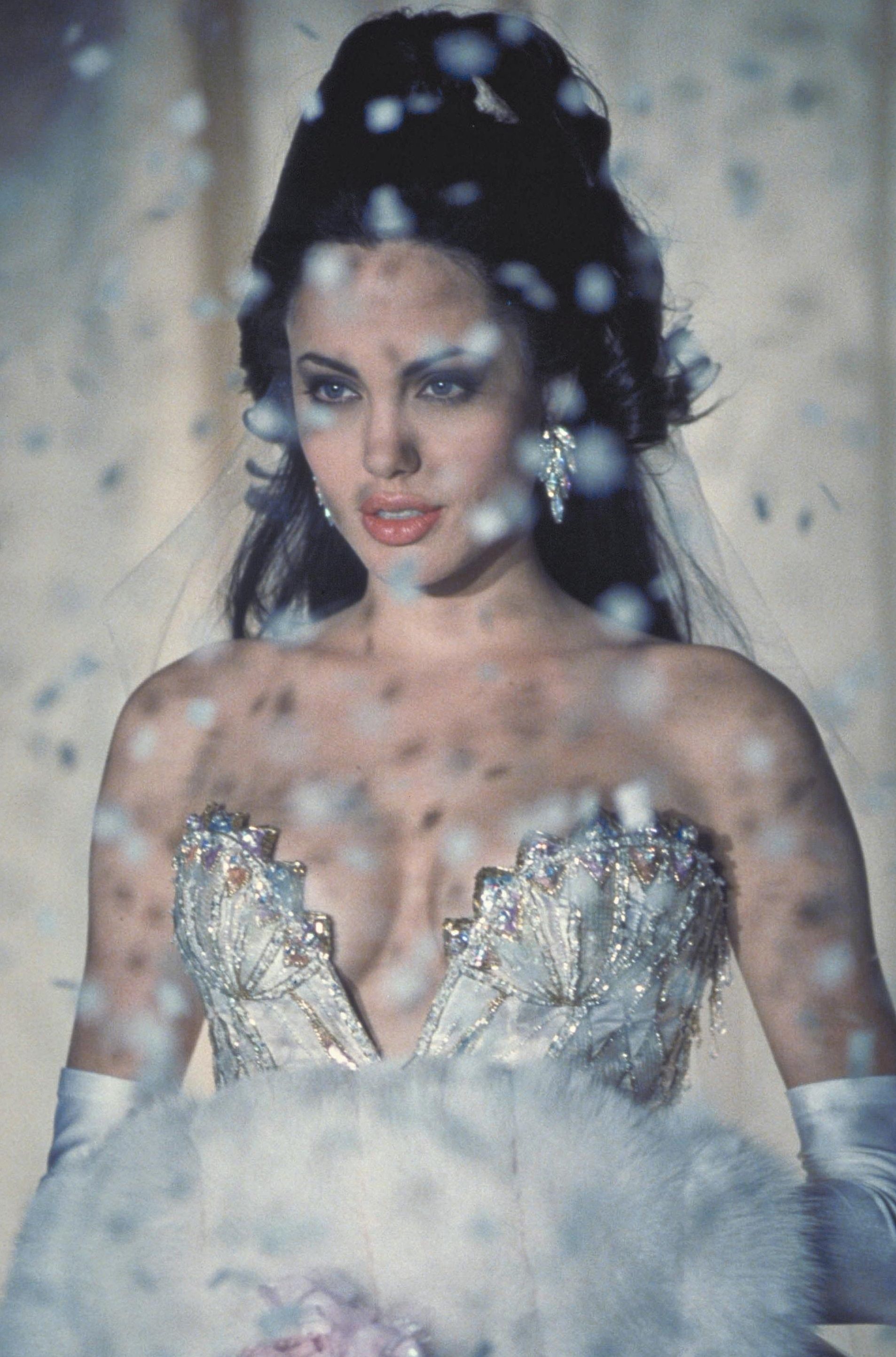Angelina Jolie As Gia Carangi In Gia 1998 Angelina Jolie Movies Angelina Jolie Gia Movie