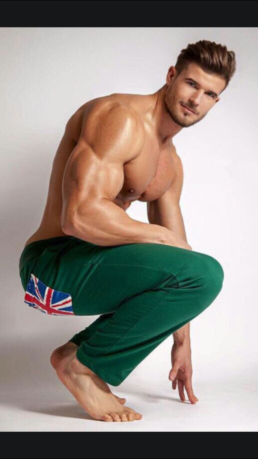 Pin By Ginoandsally On Hot Guys With Images Sexy Men Muscle Men Hot Guys