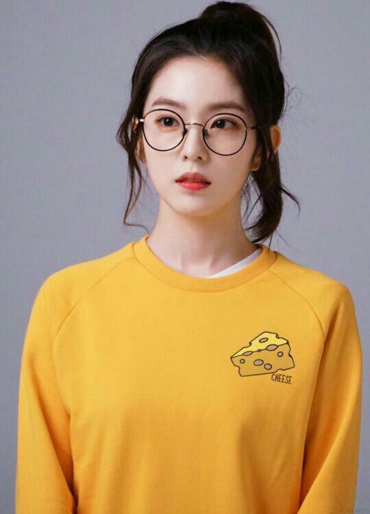 Round Eyeglasses Give You An Adorable Vintage Look And Can Be Matched With A Casual Outfit Shop