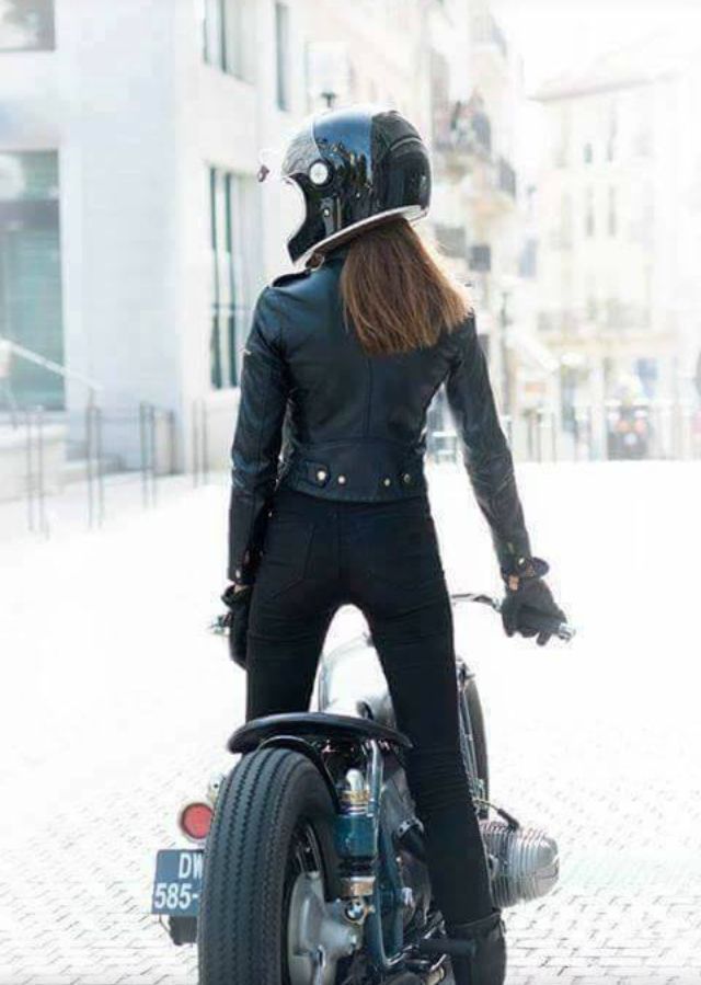 Cafe Racer Girl Bmw Cafe Racer Motorbike Girl Ural Motorcycle