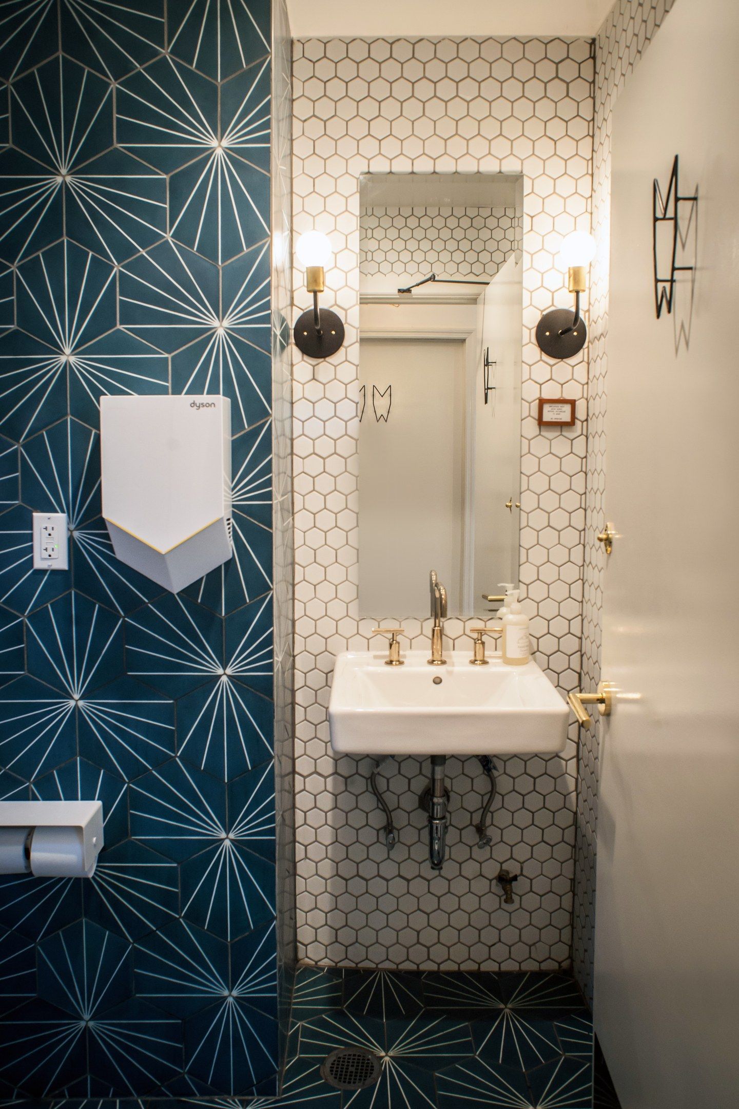 Anatomy Of The Ideal Restaurant Bathroom Restroom Design Restaurant