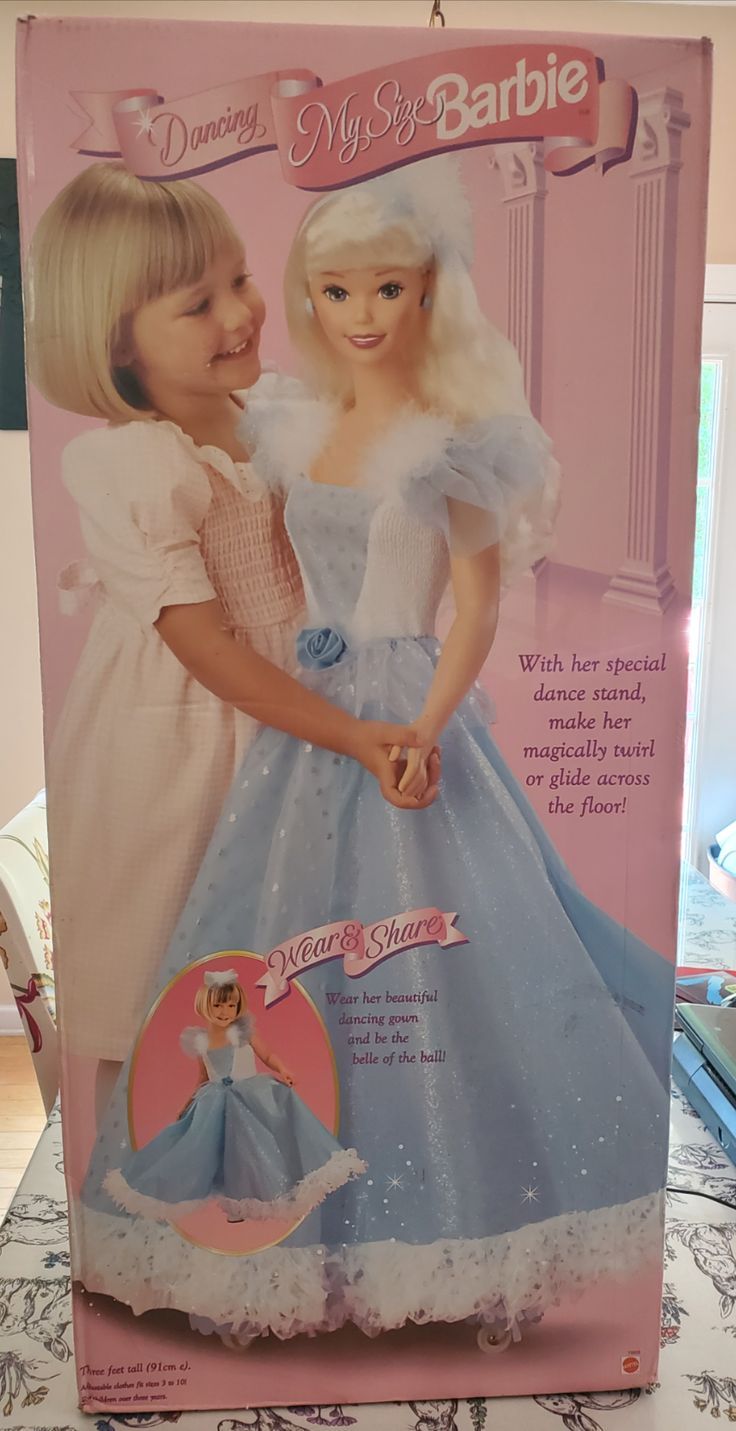 New Condition This Doll Was Bought In An Estate Sale From A Barbies Collector The Doll Is In