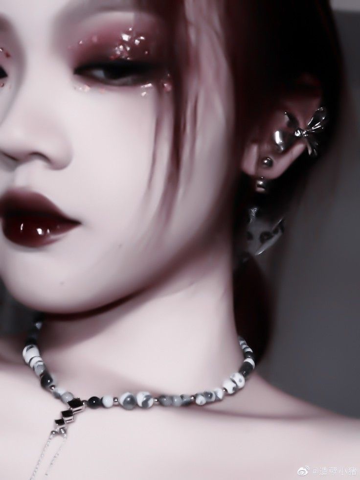 Pin By 석원 전 On 지수 Nose Ring Makeup Aesthetic