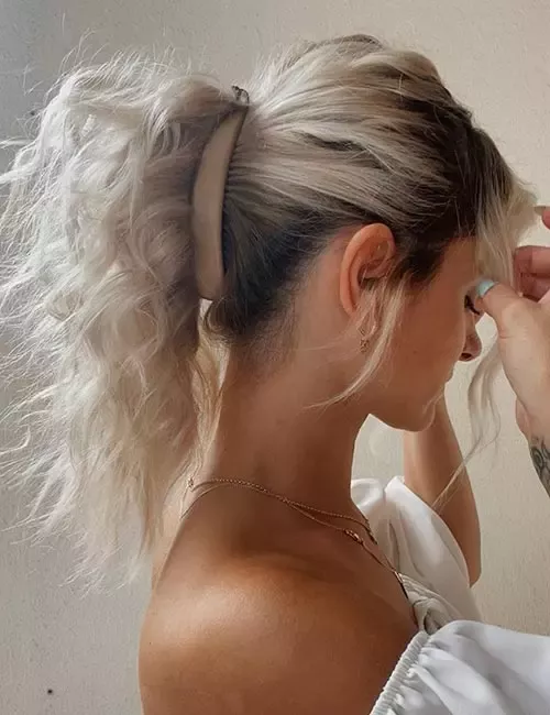 20 Easy And Quick Banana Clip Hairstyles You Must Try Banana Clip Hairstyles Clip Hairstyles