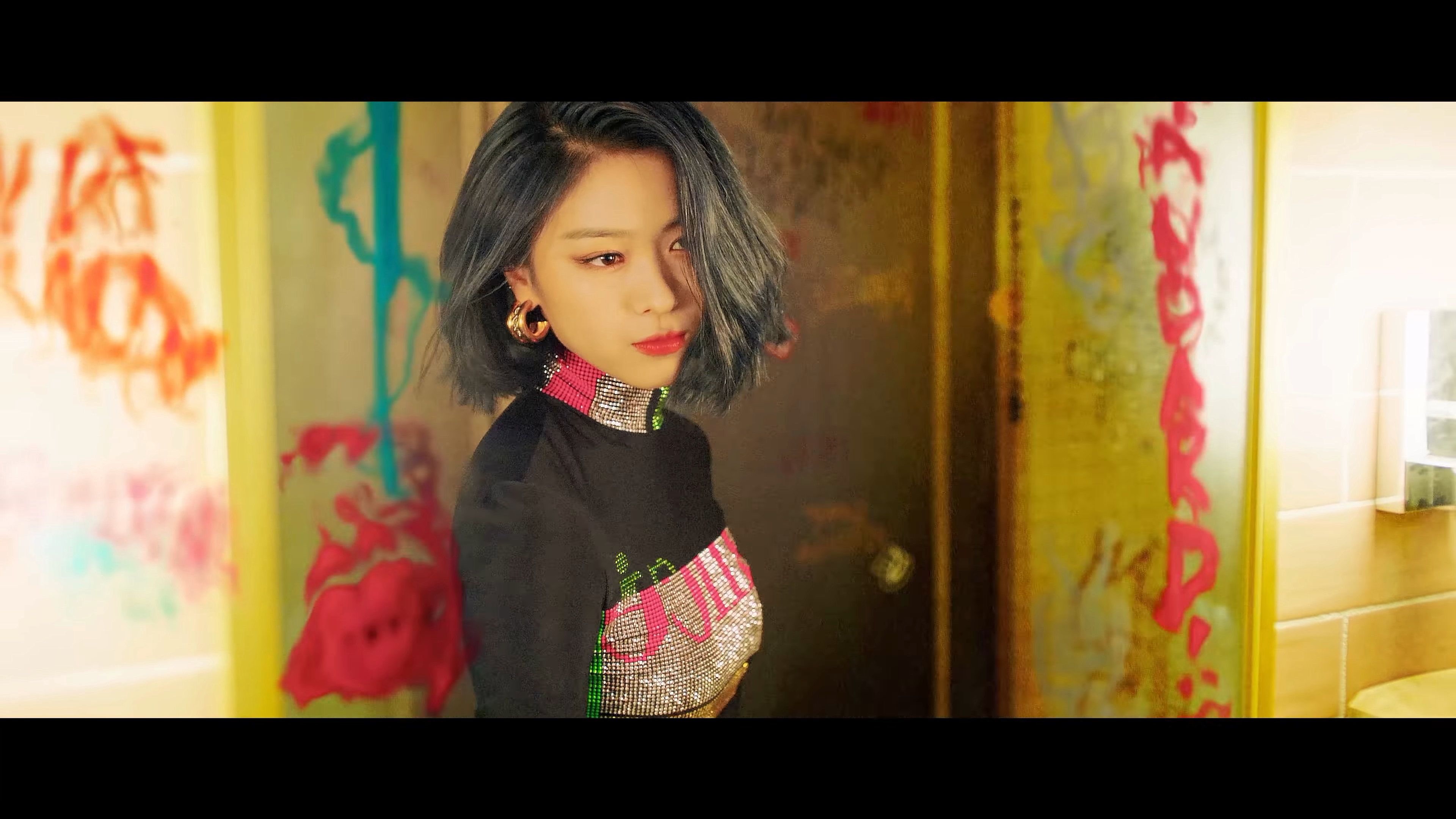Itzy Wannabe Mv Screencaps And Whos Who K Pop Database