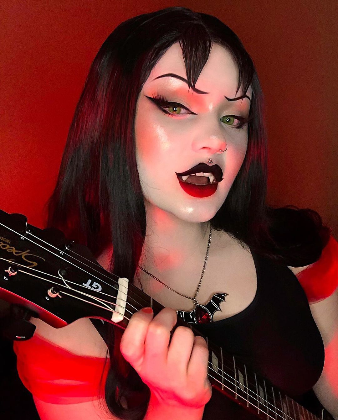 ππΈπΏπͺ On Instagram οΈπ©Έβ’ Thorn β’ π©Έ οΈ β’ Im A Hex Girl πΈπ€π» Ive Been Wanting To Do This Cospl