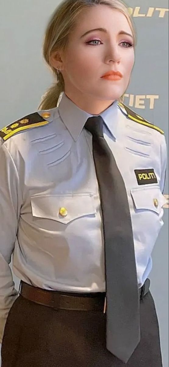 Pin By Pavlo White On Policjantki In 2024 Army Women Women Wearing