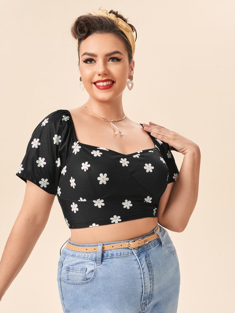 Plus Floral Print Sweetheart Neck Crop Tee Dip Hem Blouse Crop Tee Dip Hem