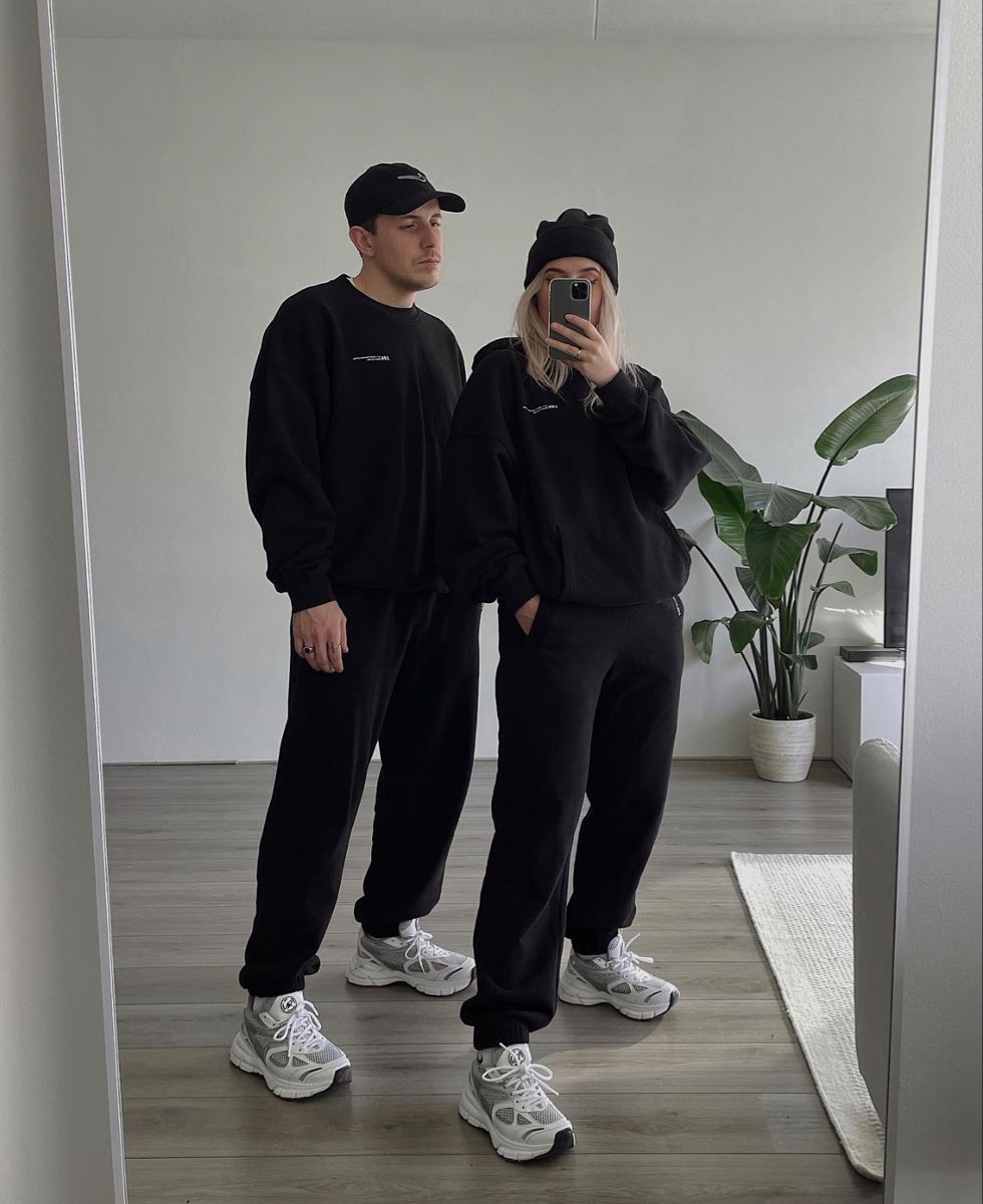 Pin By Poliamak On Love Couple Outfits Cute Couple Outfits Couple