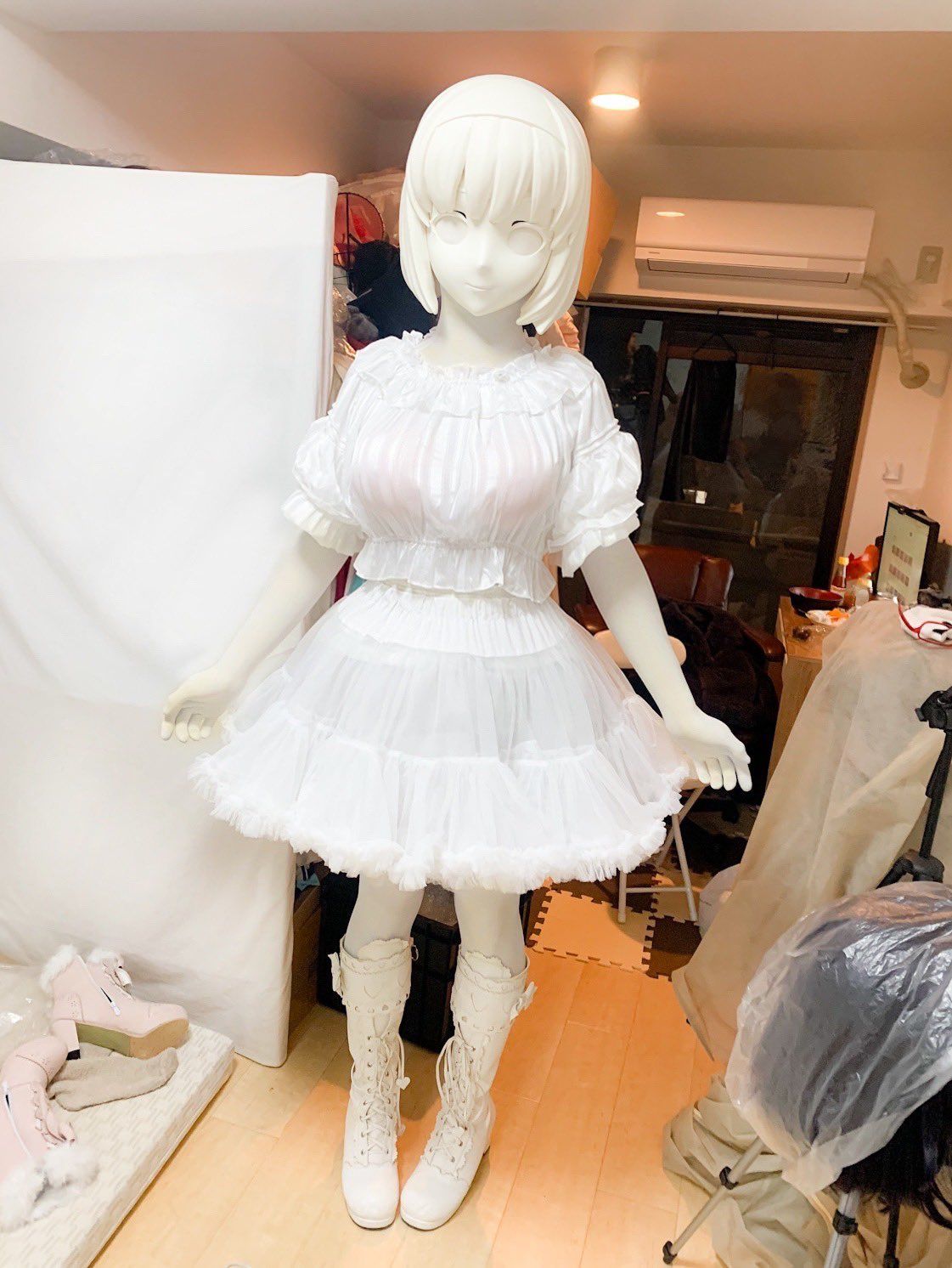 Twitter Latex Bdsm Doll Garden Female Mask White Tights We Wear