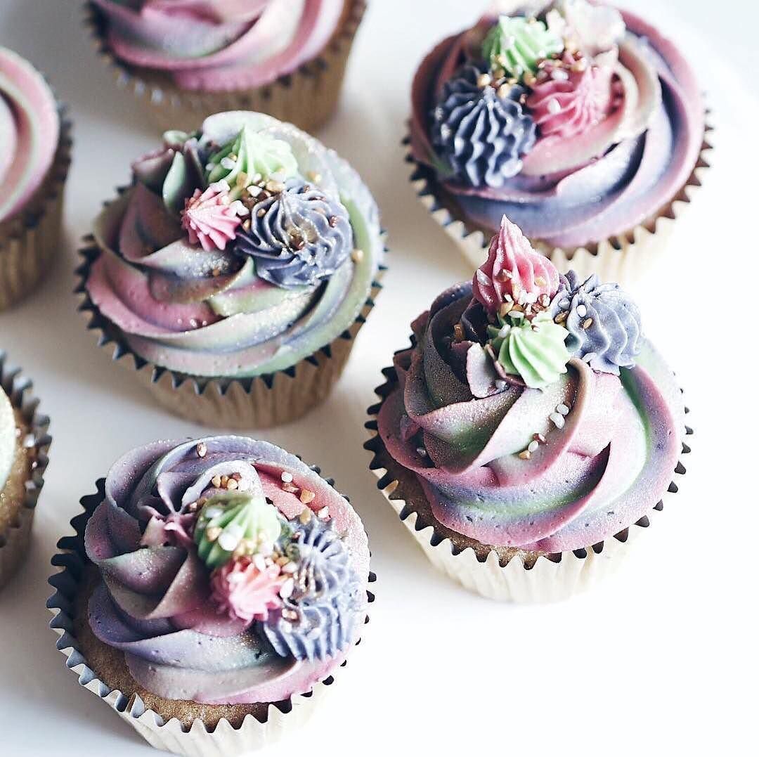 10 2k Likes 21 Comments Wilton Cake Decorating Wiltoncakes On