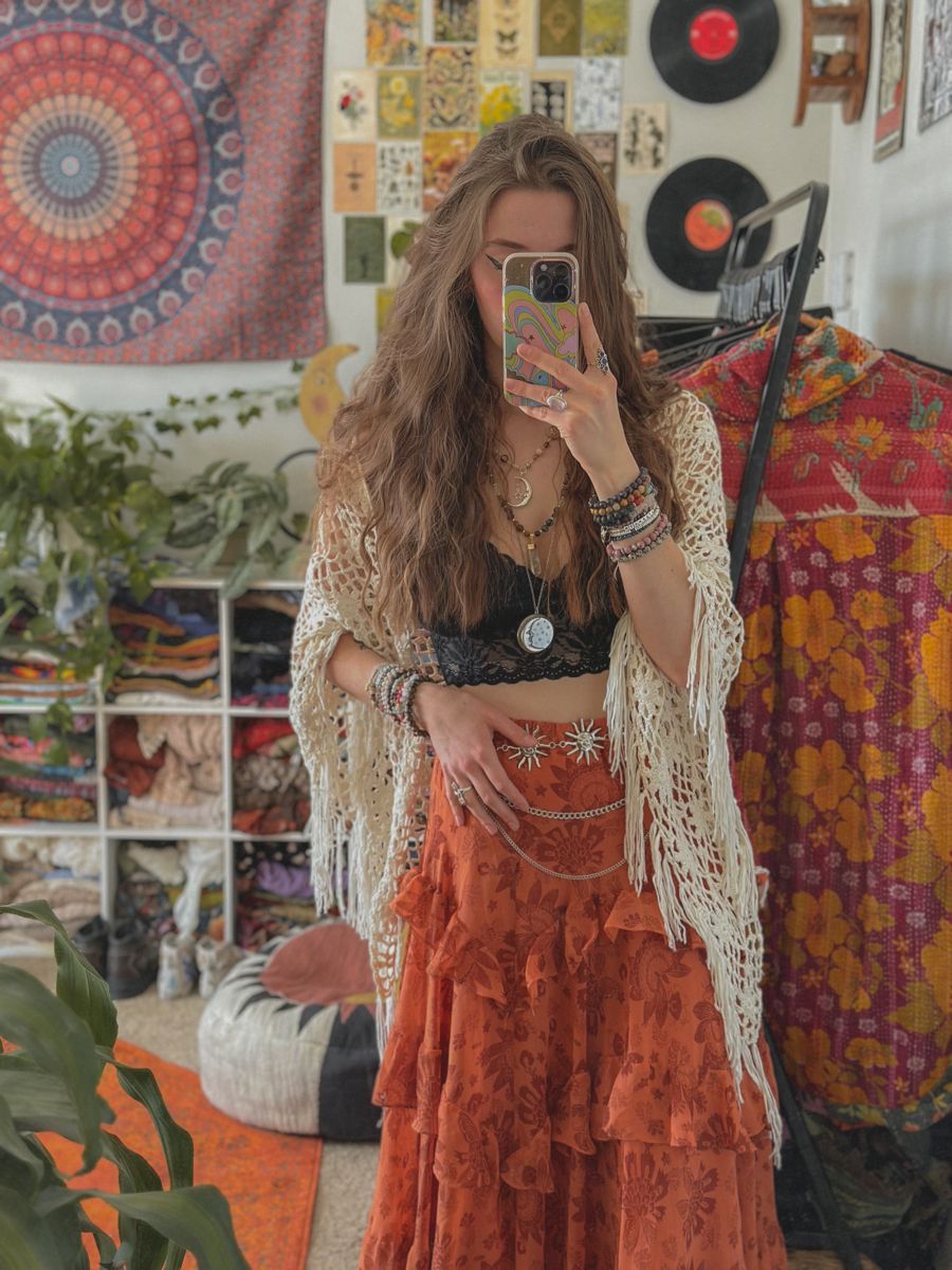 Hippie Mirror Selfie ๐ผ Hippie Style Clothing Hippie Outfits Boho Outfits