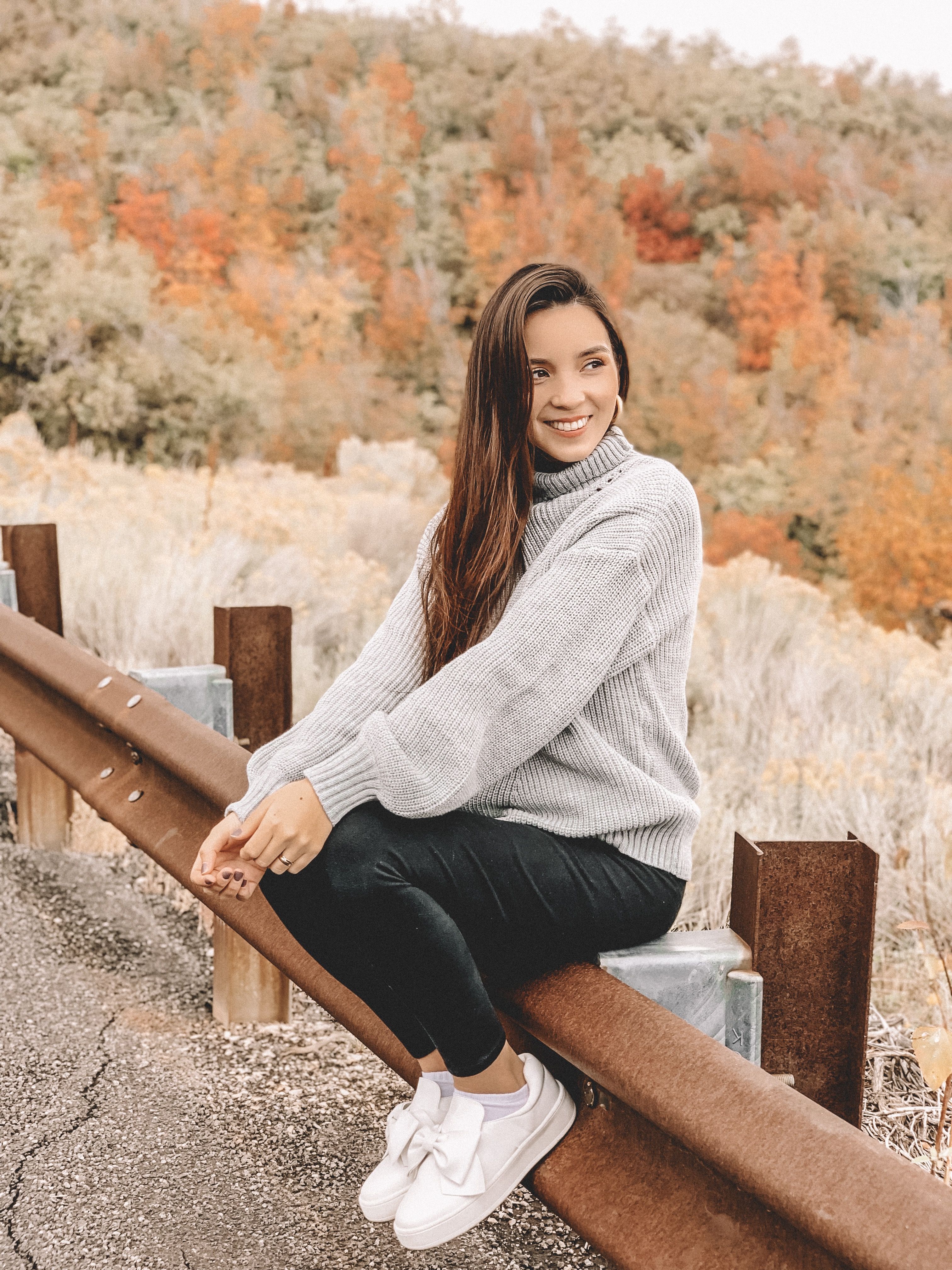 Sweater Weather ๏ธ๐งก