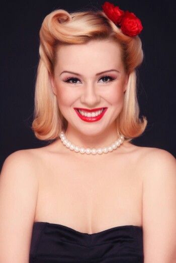 Pin Up Look For Short Hair 1940s Hairstyles Vintage Hairstyles 50s