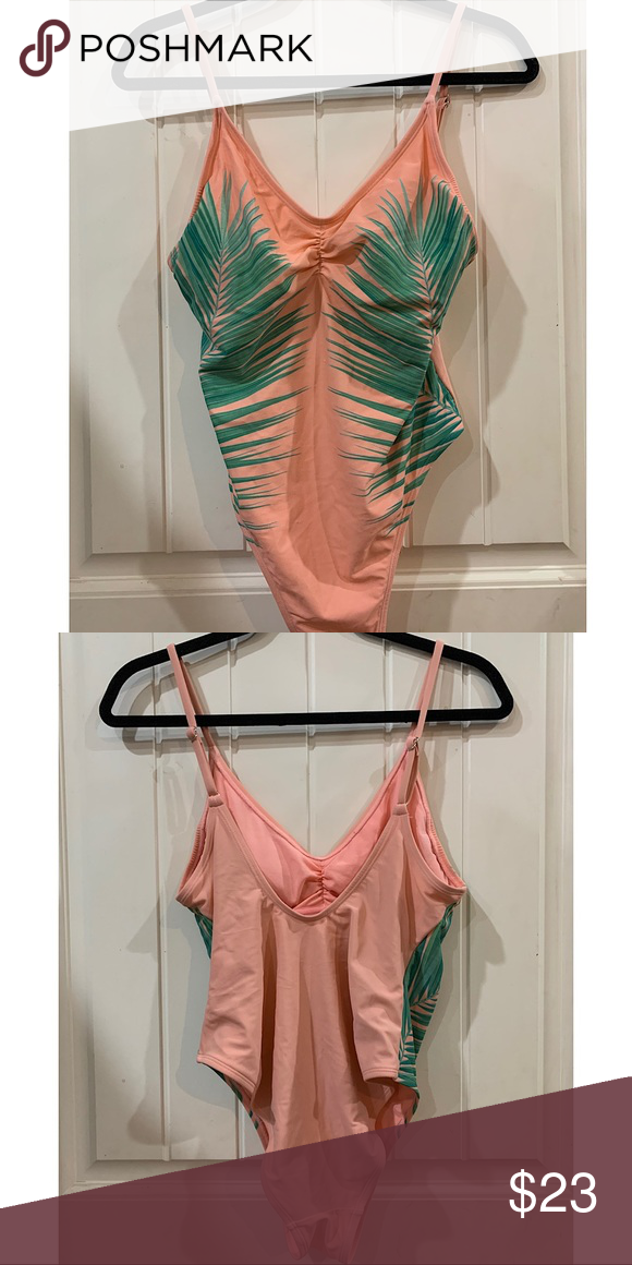 Xhilaration Bathing Suit Large Great Condition