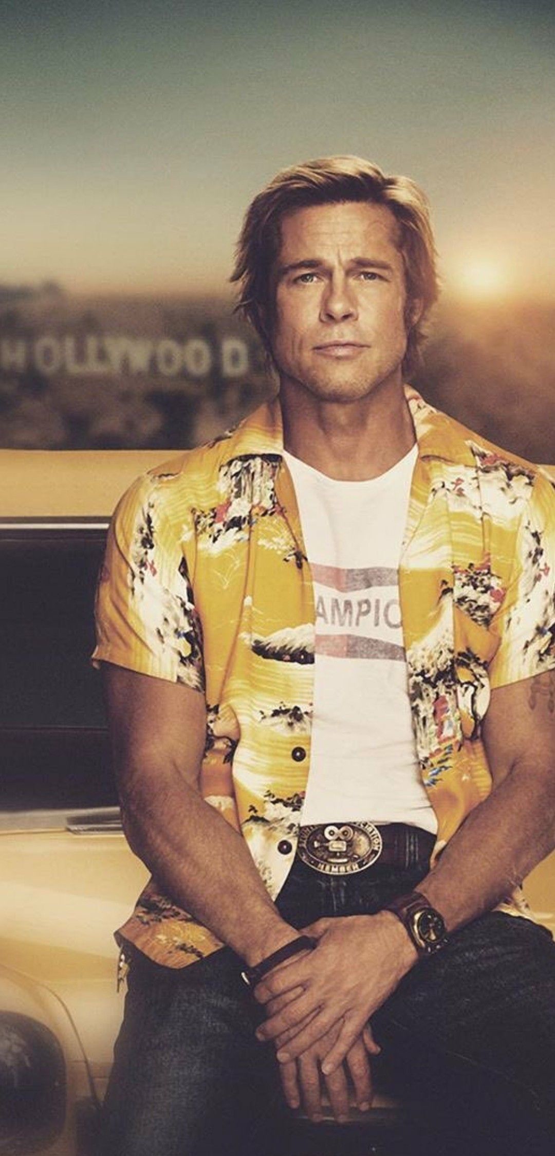 Pin By Tina E On Brad Pitt 2 Brad Pitt Leonardo Dicaprio Girlfriend Beautiful Men
