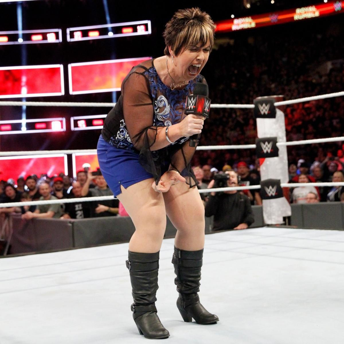 Excuse Me Former Smackdown General Manager Vickie Guerrero Grabs The Wwe Universes Attention