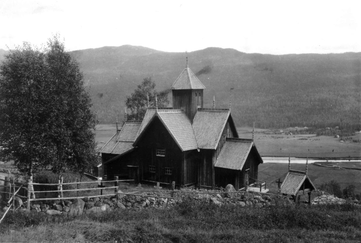 DigitaltMuseum - Uvdal kirke, Nore og Uvdal. 1930. Stavkirke. Kirkegård ... DigitaltMuseum - Uvdal kirke, Nore og Uvdal. 1930. Stavkirke. Kirkegård ...
