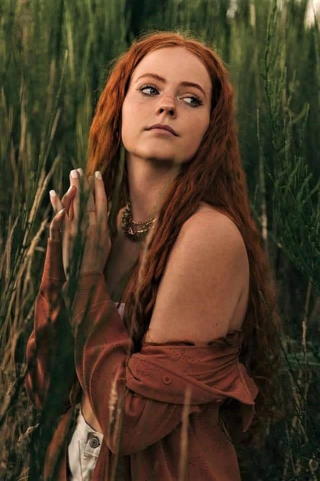 Women With Freckles Freckles Girl Stunning Redhead Pretty Redhead