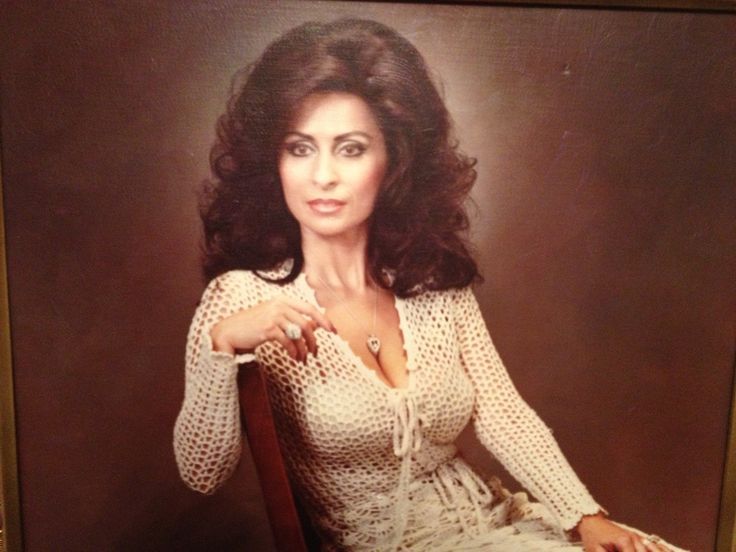 Classify 2 Sicilian Women Very Beautiful Sicilian Women Beautiful