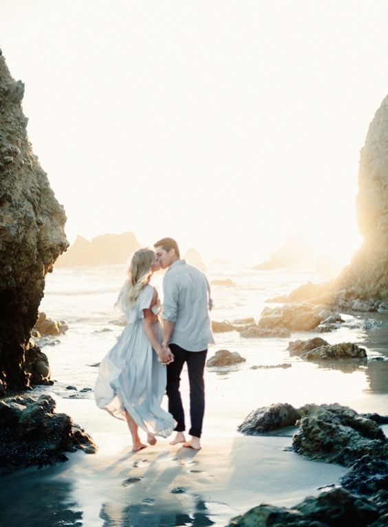 Walk On The Beach Together Kiss Have Fun And Laugh Wedding Pictures