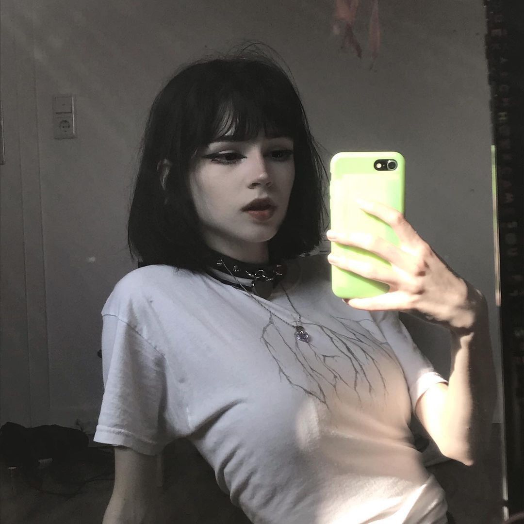 Пин от пользователя Gabs 𔘓 愛 на доске Icons ♡ Bdy