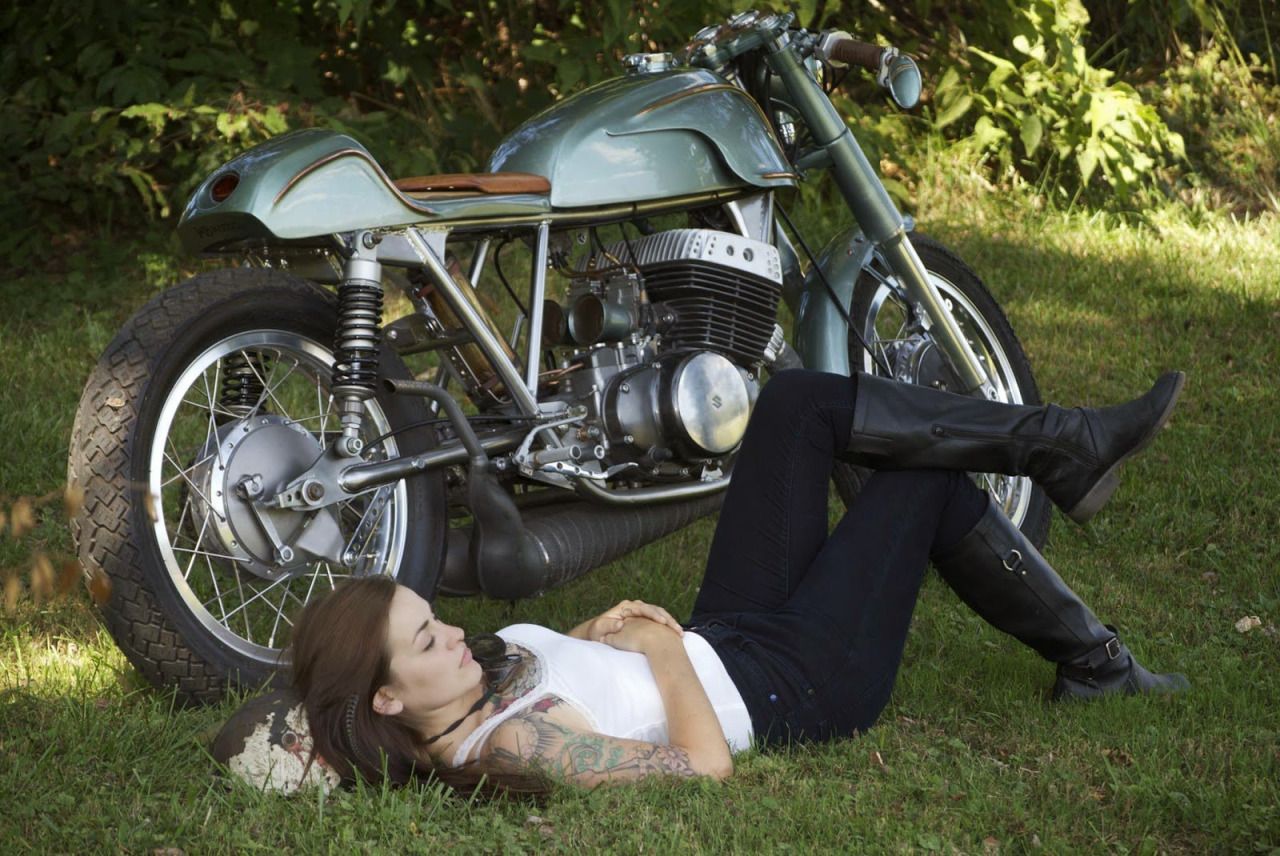 Motorcycles And More “ Biker Girl And Cafe Racer” Cafe Racer Girl