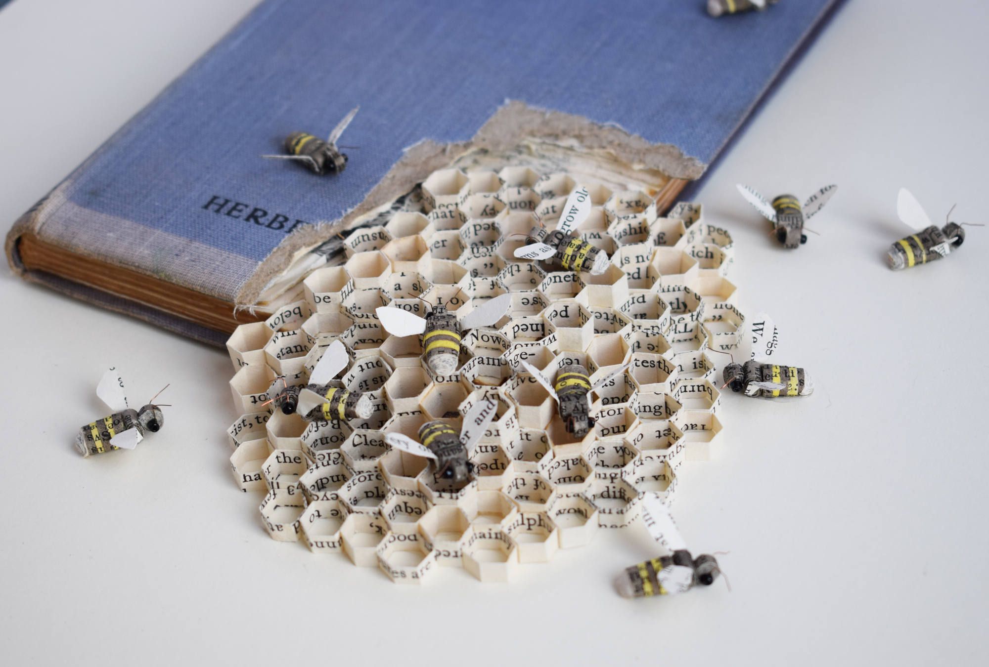 New Paper And Textile Wildlife Sculptures By Kate Kato Paper Art Sculpture Recycled Paper Art